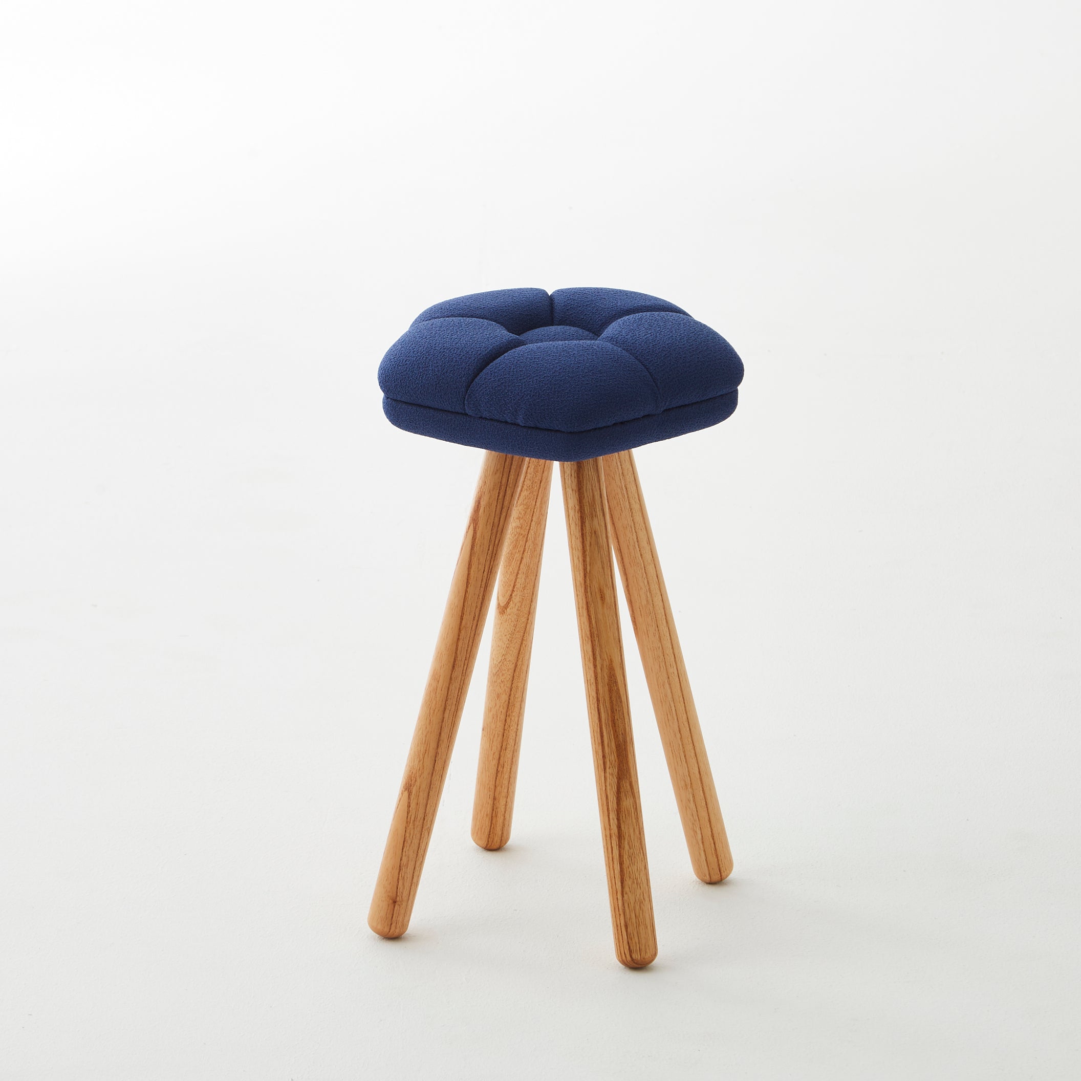 monaca stool (モナカスツール) kikyo – SAKEMI 1958